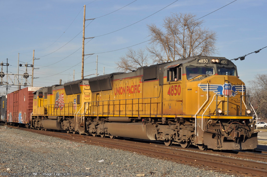 UP 4850 On CSX Q 241 Southbound